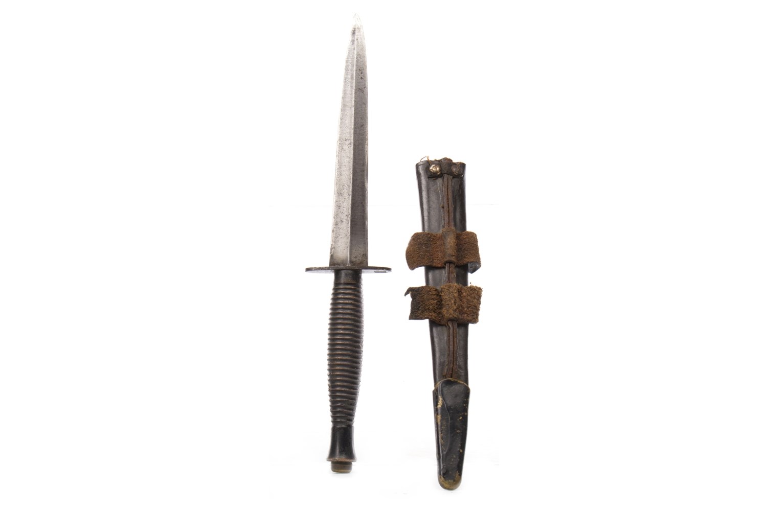Lot 1762 - A WORLD WAR II COMMANDO DAGGER BY FAIRBAIRN
