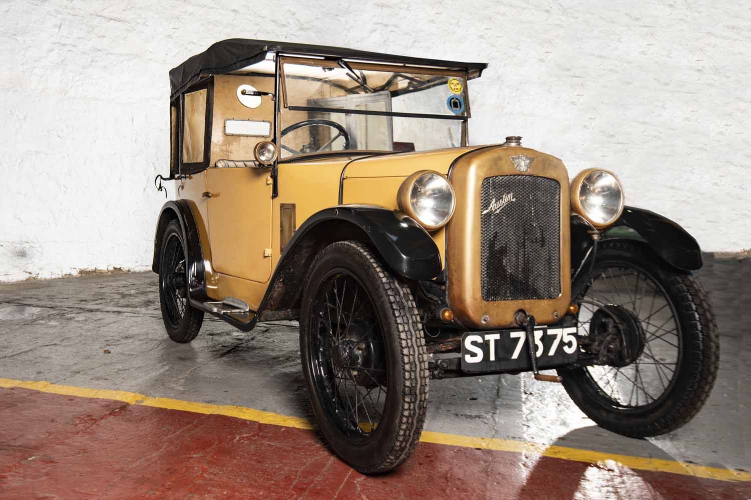 Lot 4 - AN OUTSTANDING "BRUM" - A VINTAGE AUSTIN 7