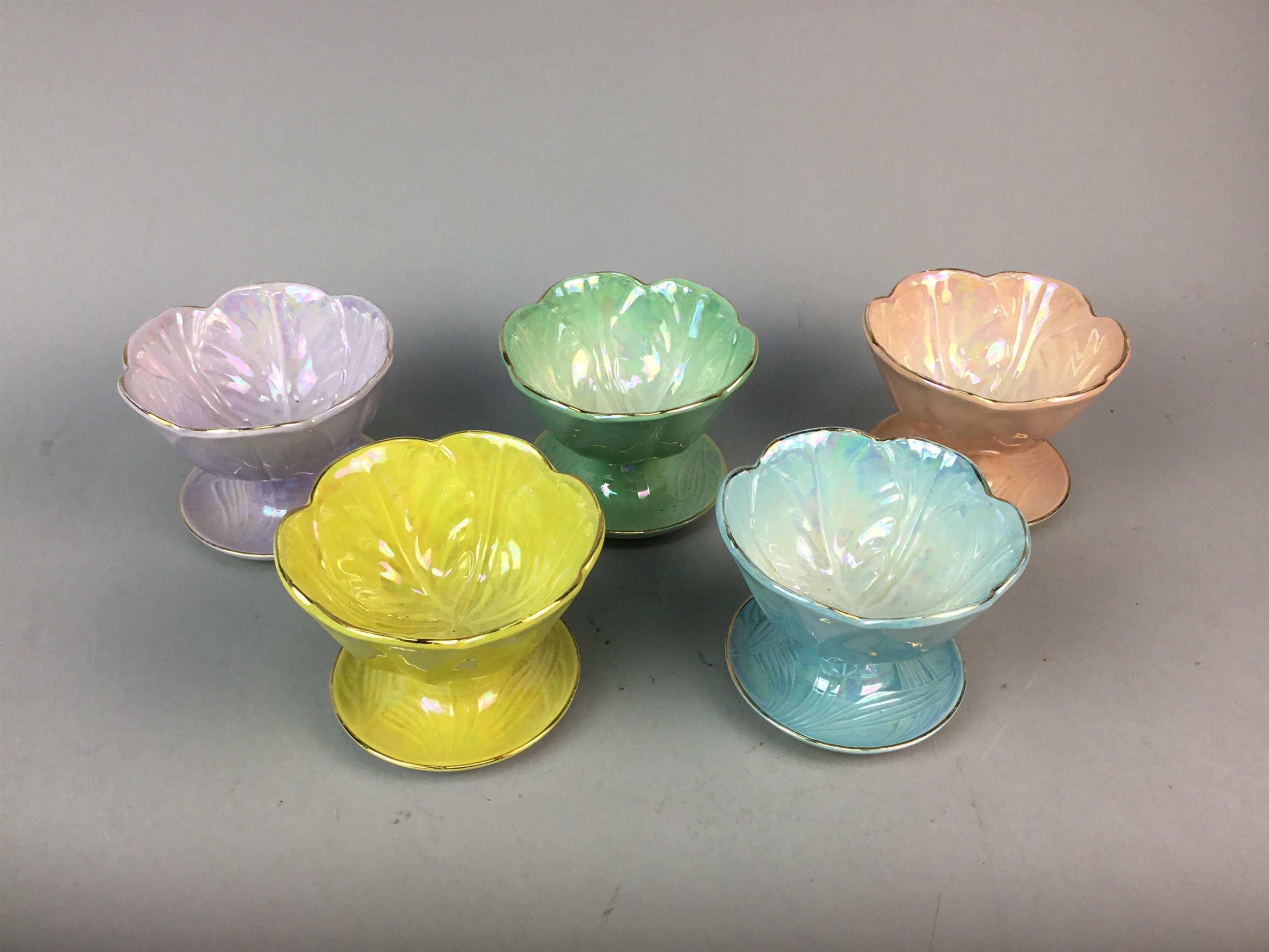 Lot 190 - A SET OF SIX MALING WARE LUSTRE SUNDAE