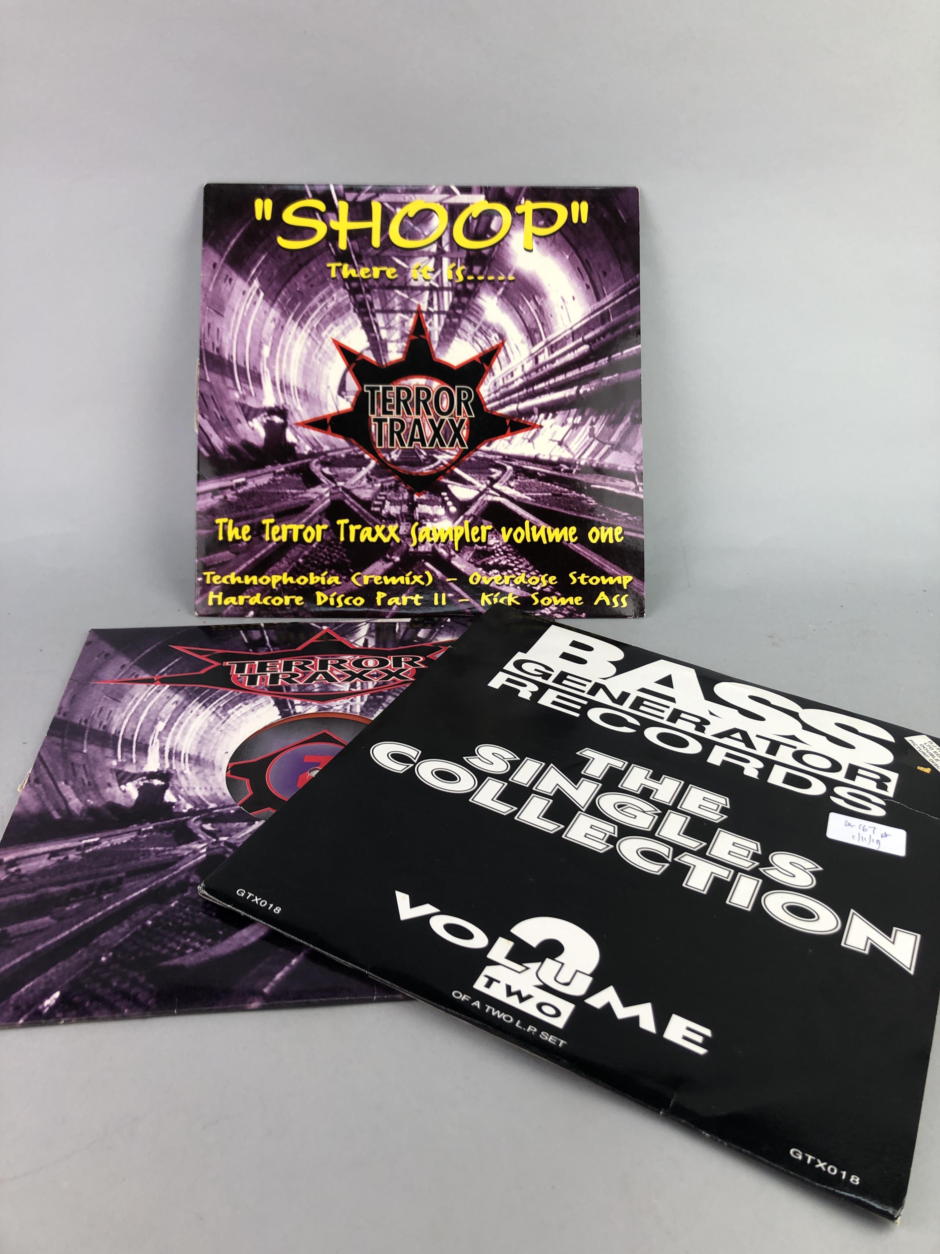 Lot 167 - AN INTEMPO RECORD PLAYER AND SIX COLOURED