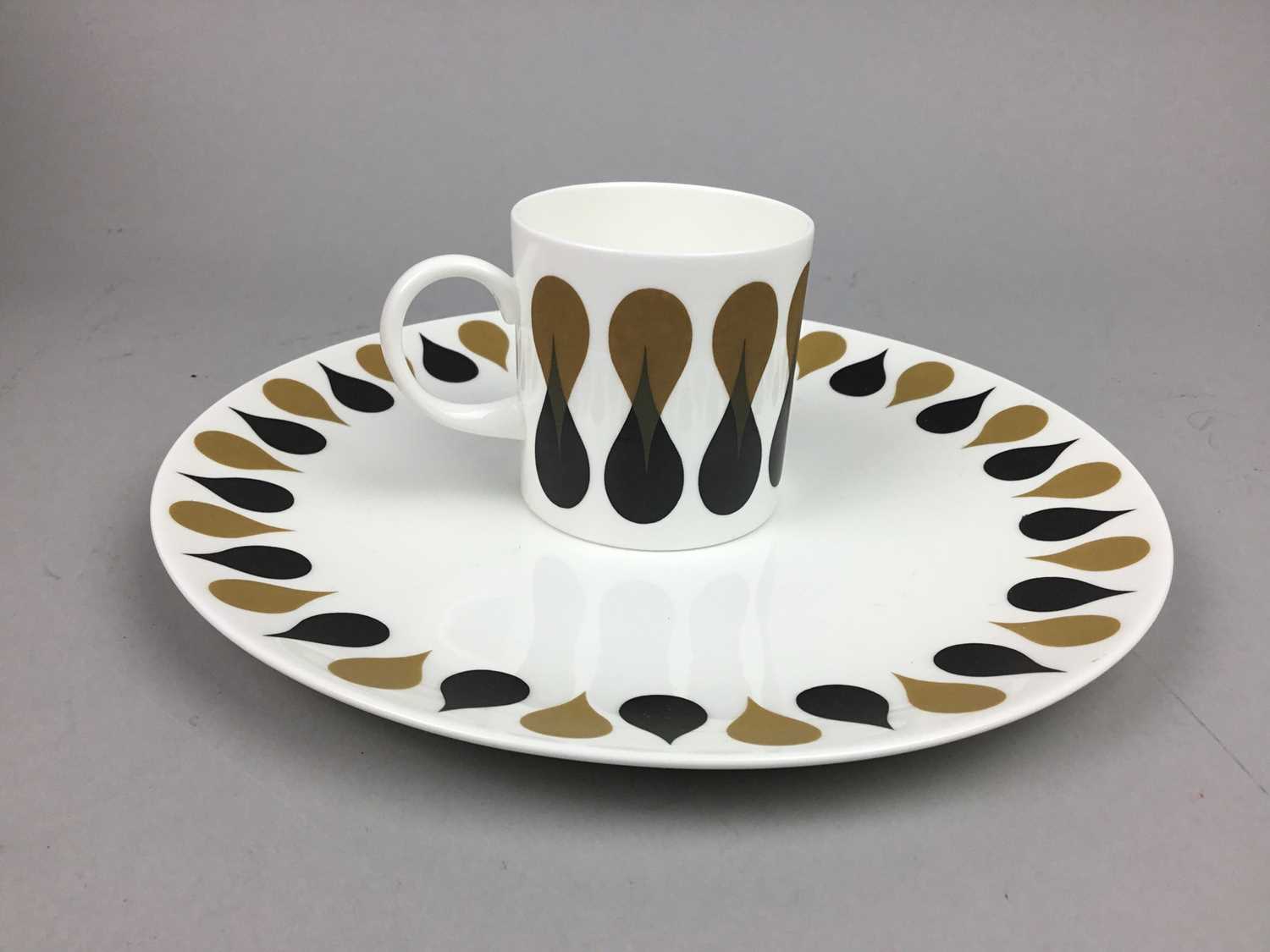 Lot 288 - A SUSIE COOPER FOR WEDGWOOD DIABLO PATTERN