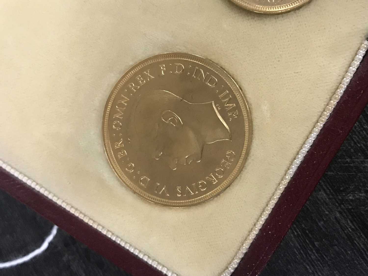 Lot 20 - A GEORGE VI 1937 GOLD FOUR COIN SPECIMEN SET