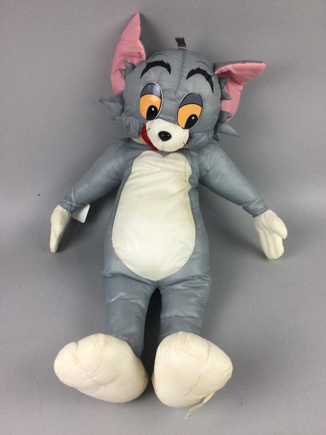 Lot 501 - A LOT OF TOM & JERRY, MICKEY AND GOOFY PLUSH