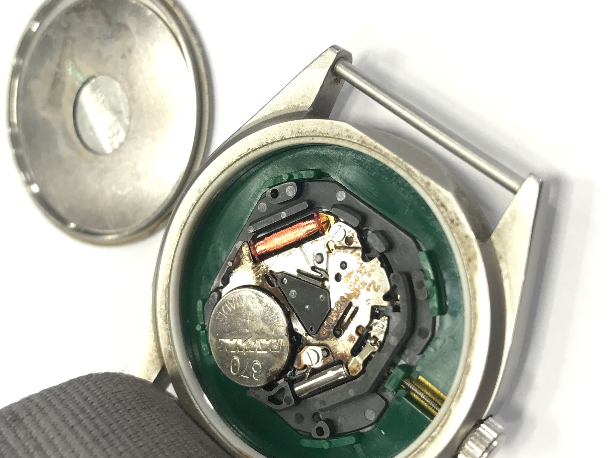 Lot 810 - A PULSAR G10 MILITARY STAINLESS STEEL QUARTZ