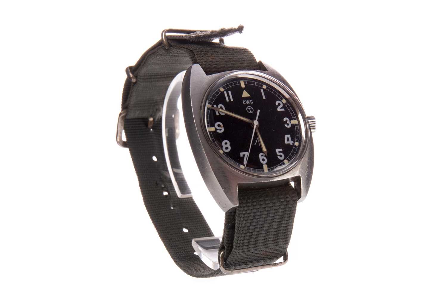 Lot 833 - A GENTLEMAN'S CWC 1976 MILITARY STAINLESS