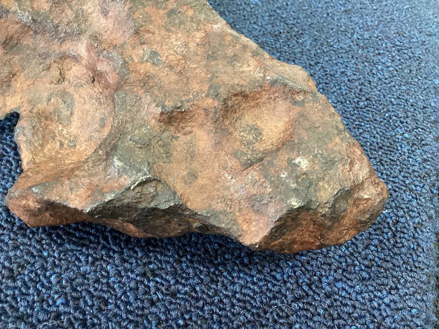 Lot 684 - A GIBEON IRON OCTAHEDRITE METEORITE OF GOOD
