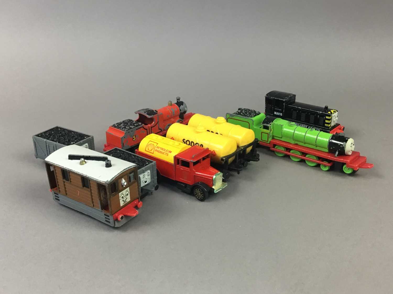 Lot 20 - AN ERTL THOMAS THE TANK ENGINE MODEL RAILWAY