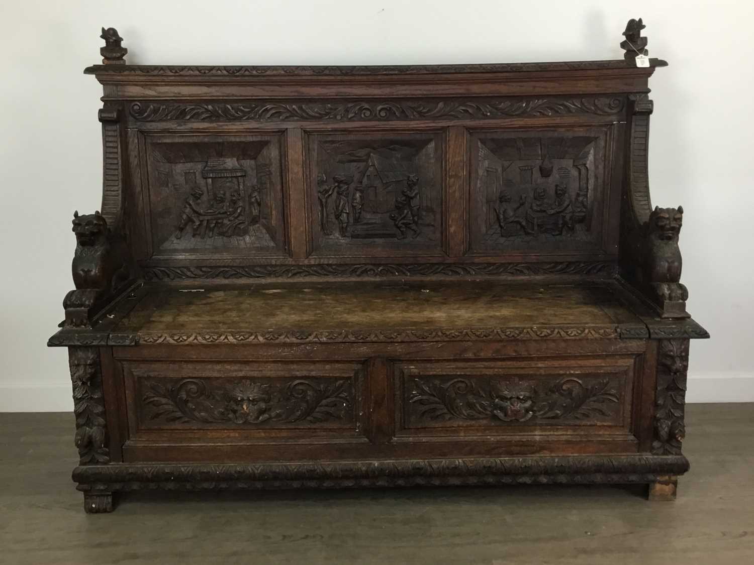 Lot 880 - DUTCH OAK HALL SETTLE