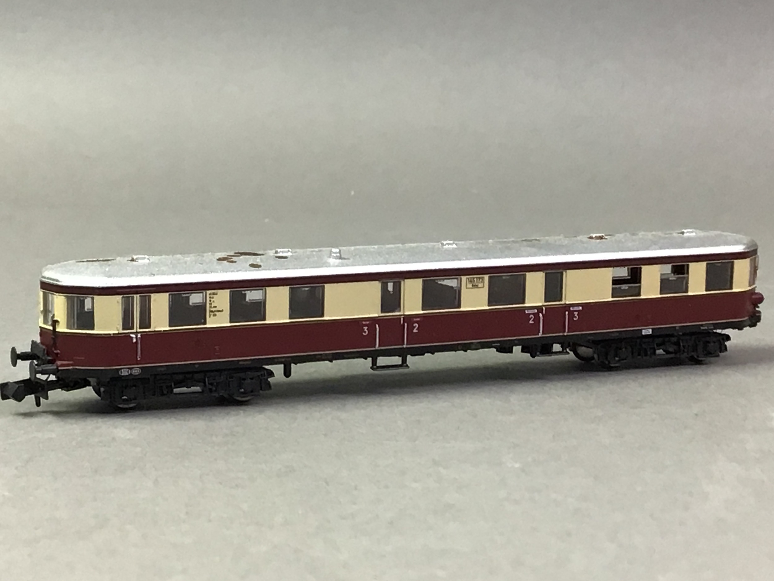 Lot 1075 - MODEL RAILWAY, LARGE GROUP OF N-GAUGE