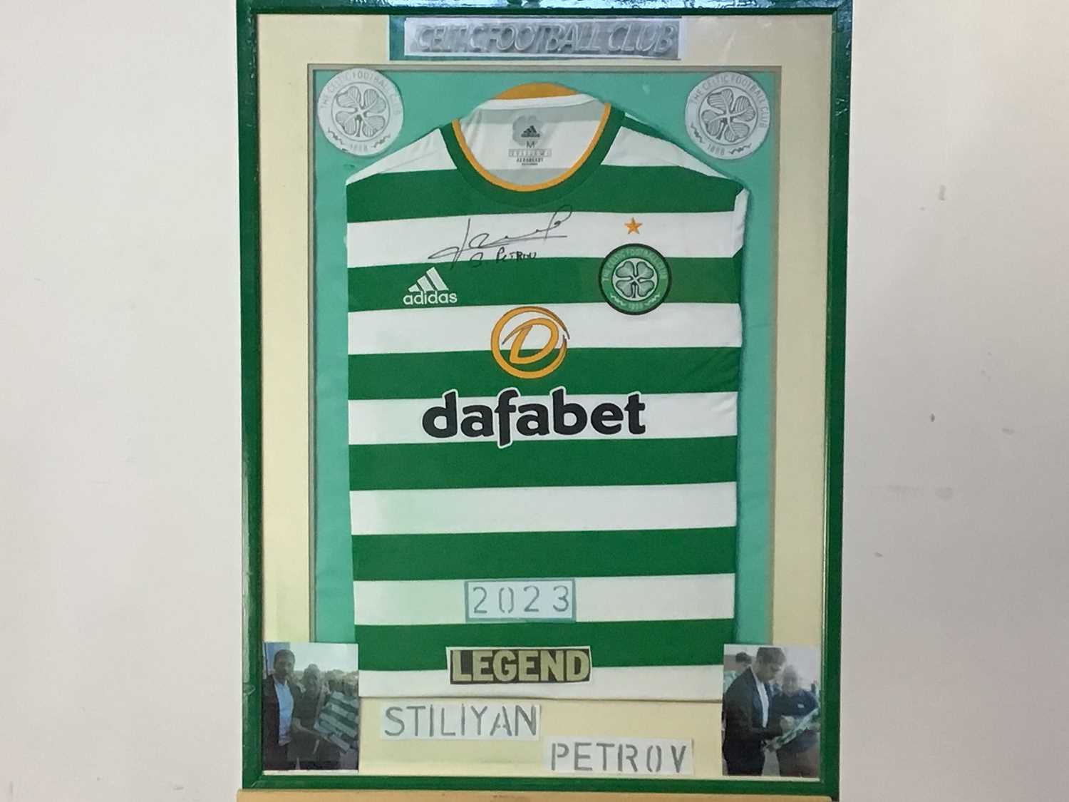 Lot 39 - STILIYAN PETROV SIGNED CELTIC SHIRT