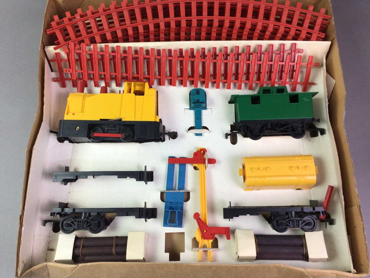 Lot 98 - 'BIG BIG BIG TRAIN ACTION SET' BY TRIANG