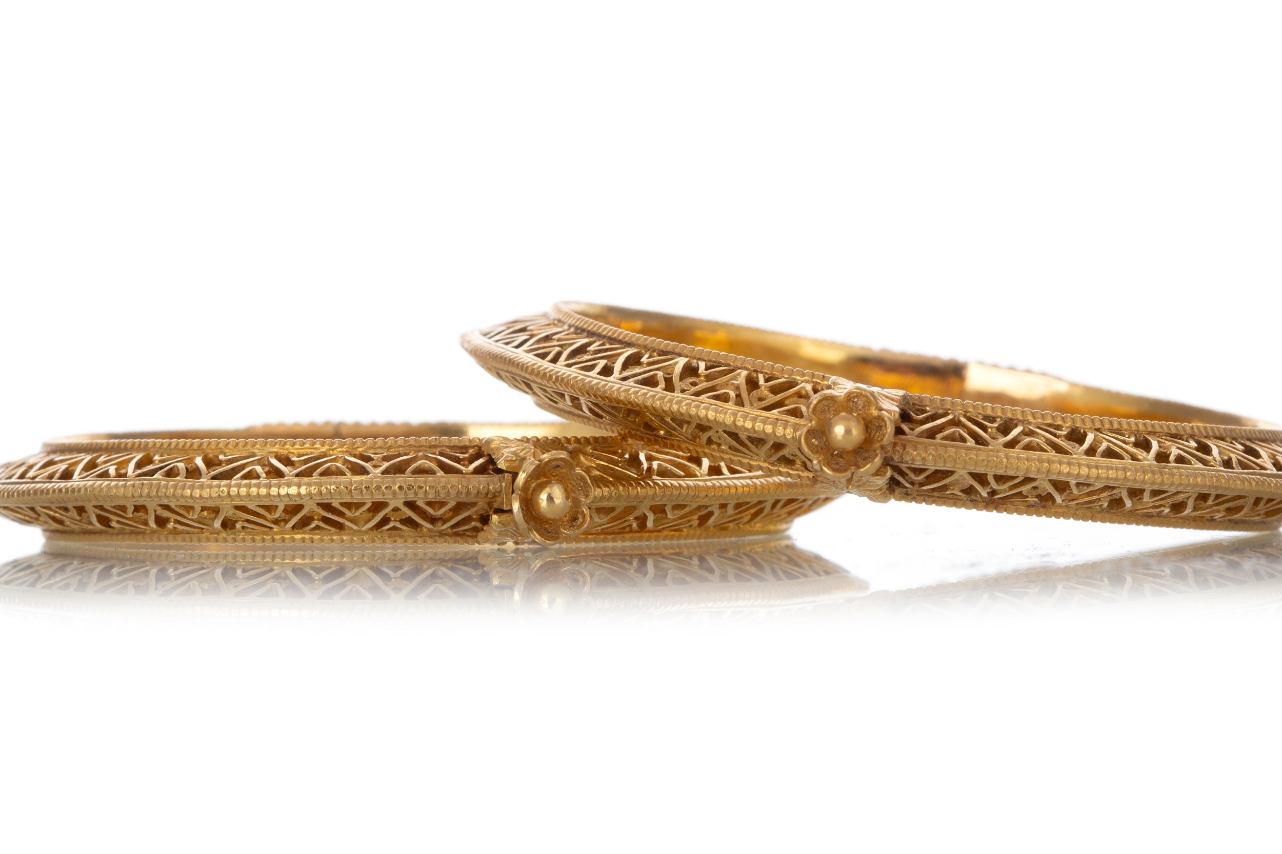 Lot 1140 - PAIR OF INDIAN FILIGREE GOLD BANGLES