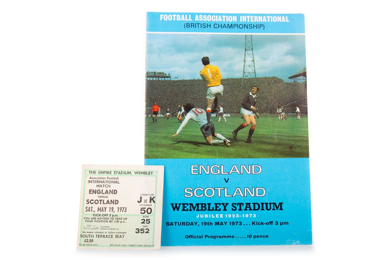 Lot 1611 - ENGLAND VS. SCOTLAND, PROGRAMME AND TICKET,