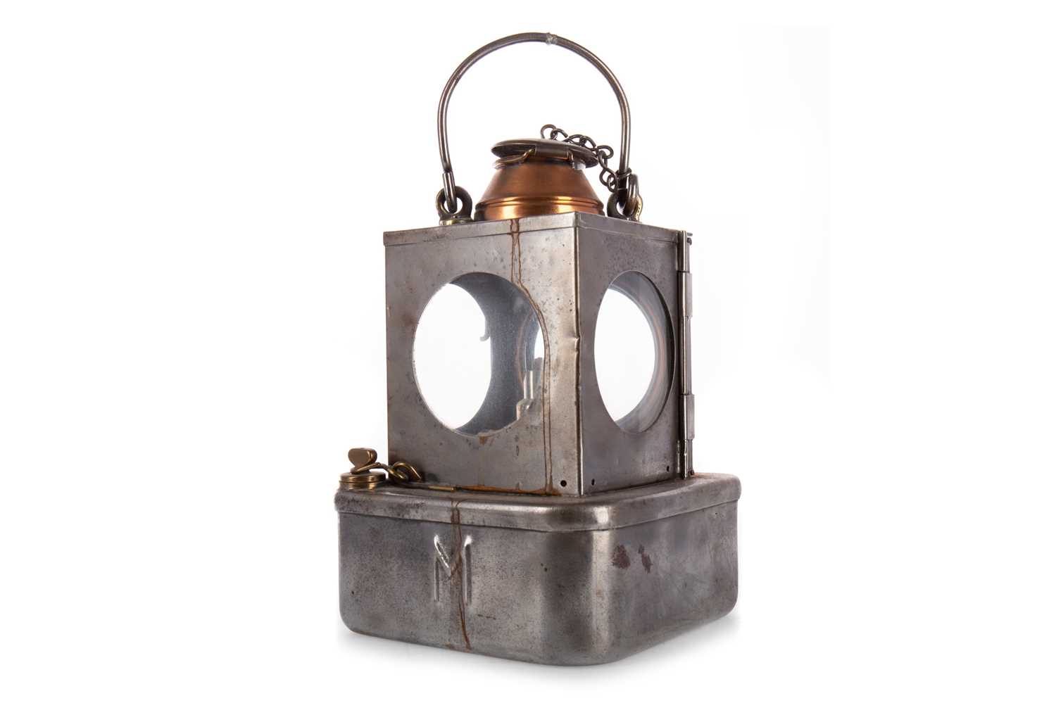 Lot 1346 - LNER WELCH PATENT RAILWAY LAMP,