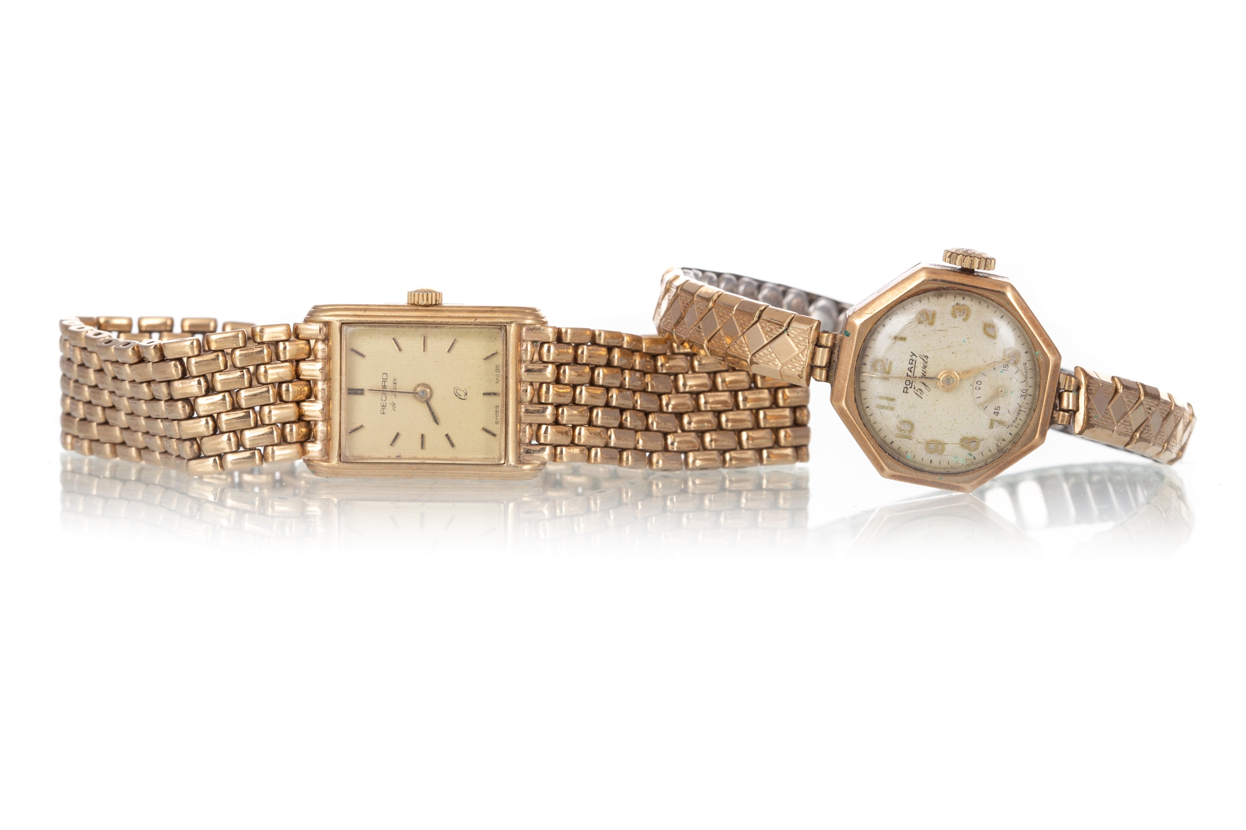 Lot 849 - RECORD DE LUXE NINE CARAT GOLD WRIST WATCH