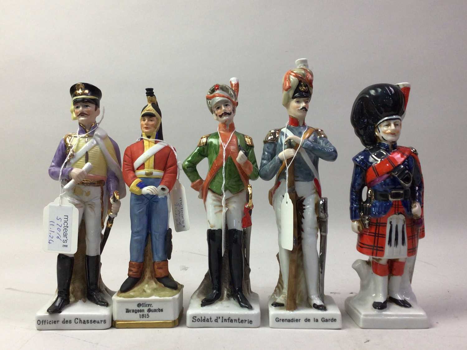 Lot 570 - GROUP OF FIVE CERAMIC FIGURES OF SOLDIERS,