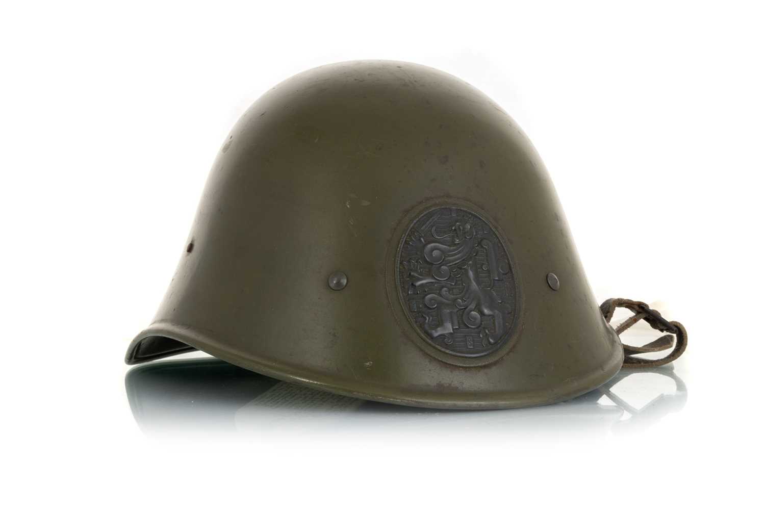 Lot 7 - ROYAL NETHERLANDS ARMY STEEL HELMET,