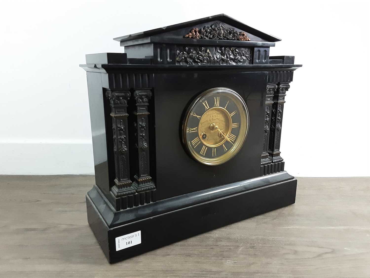 Lot 101 - VICTORIAN BLACK SLATE MANTLE CLOCK,