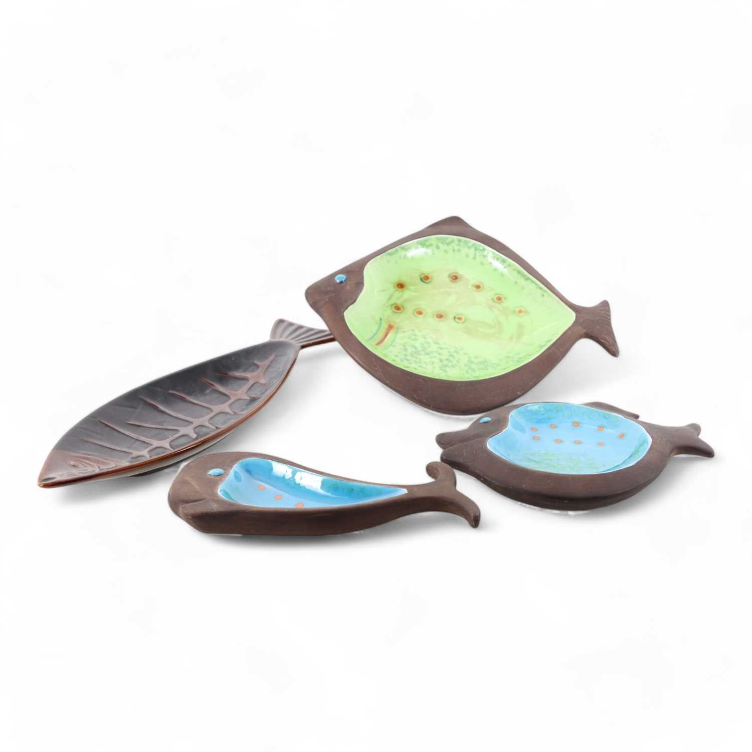 Lot 1375 - BESWICK, FOUR DISHES MODELLED AS FISH,