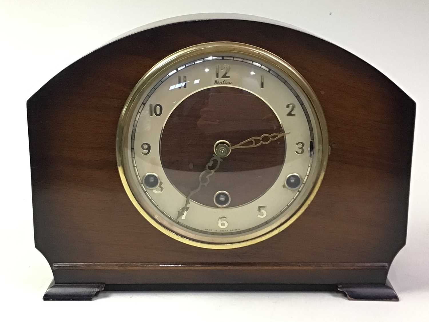Lot 447 - MANTEL CLOCK,