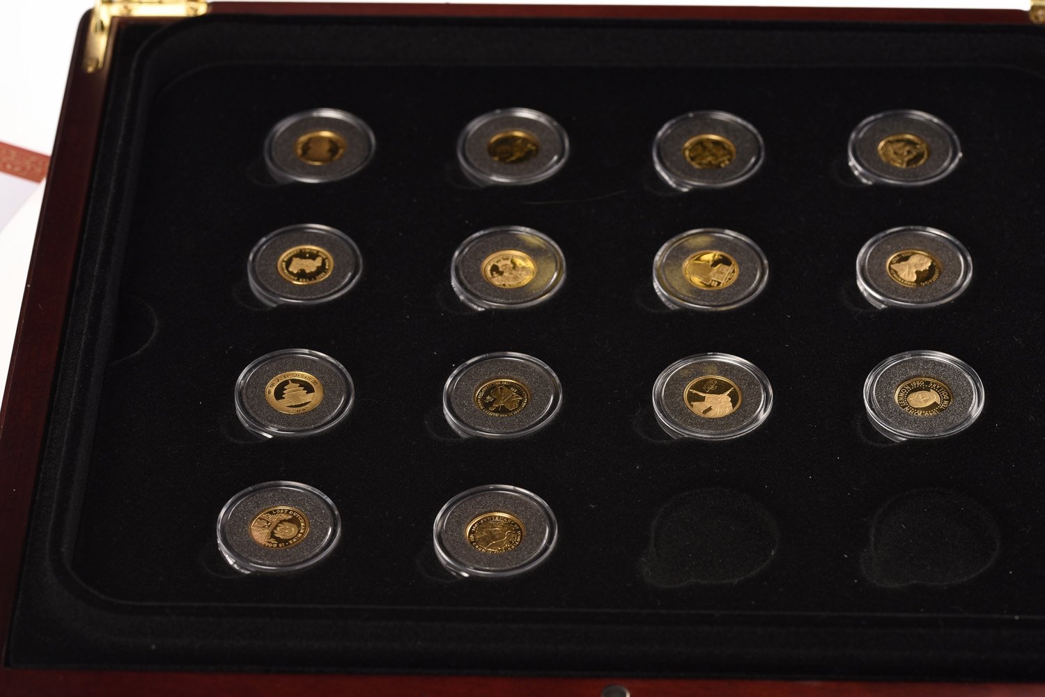 Lot 551 - COLLECTION OF THE WORLDS SMALLEST GOLD COINS