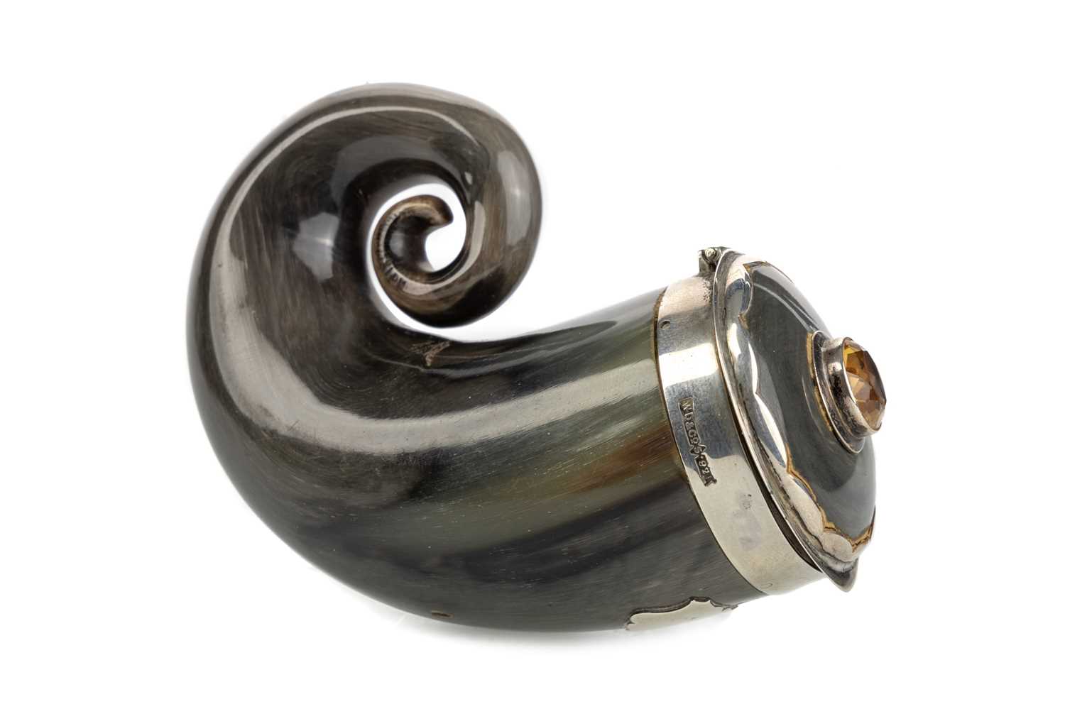 Lot 1013 - SILVER MOUNTED HORN SNUFF MULL,