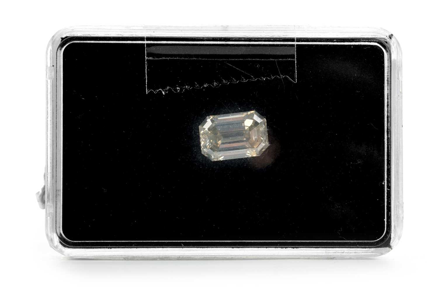 Lot 456 - **CERTIFICATED UNMOUNTED DIAMOND,