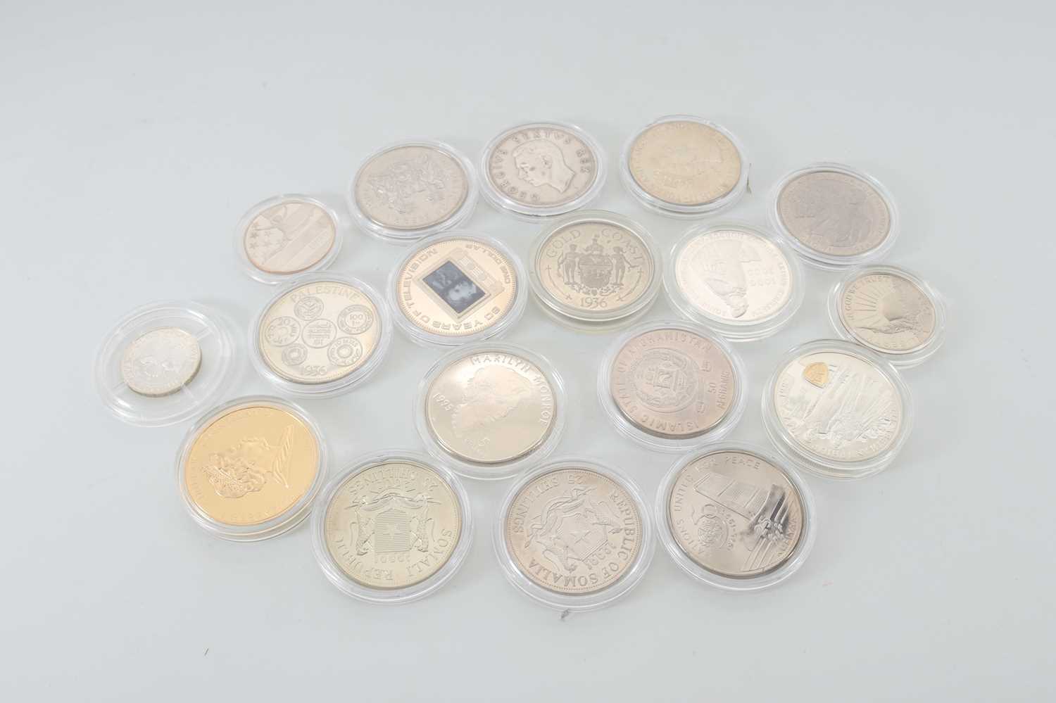 Lot 85 - COLLECTION OF COINS,