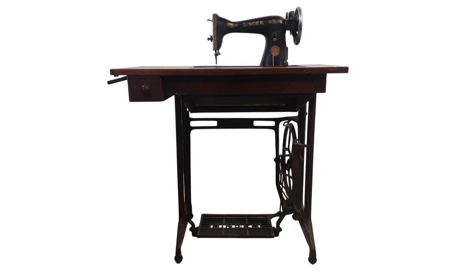 Lot 510 - VINTAGE SINGER TREADLE SEWING MACHINE,