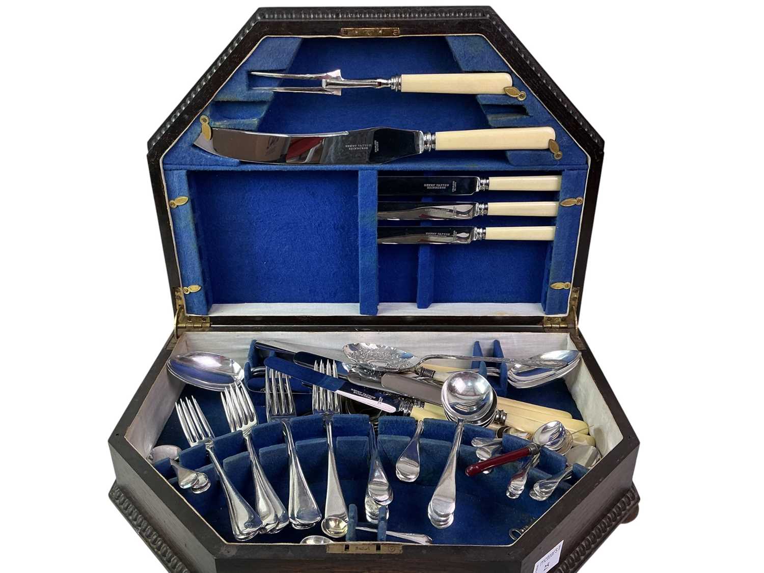 Lot 25 - PART SUITE OF SILVER PLATED FLATWARE,