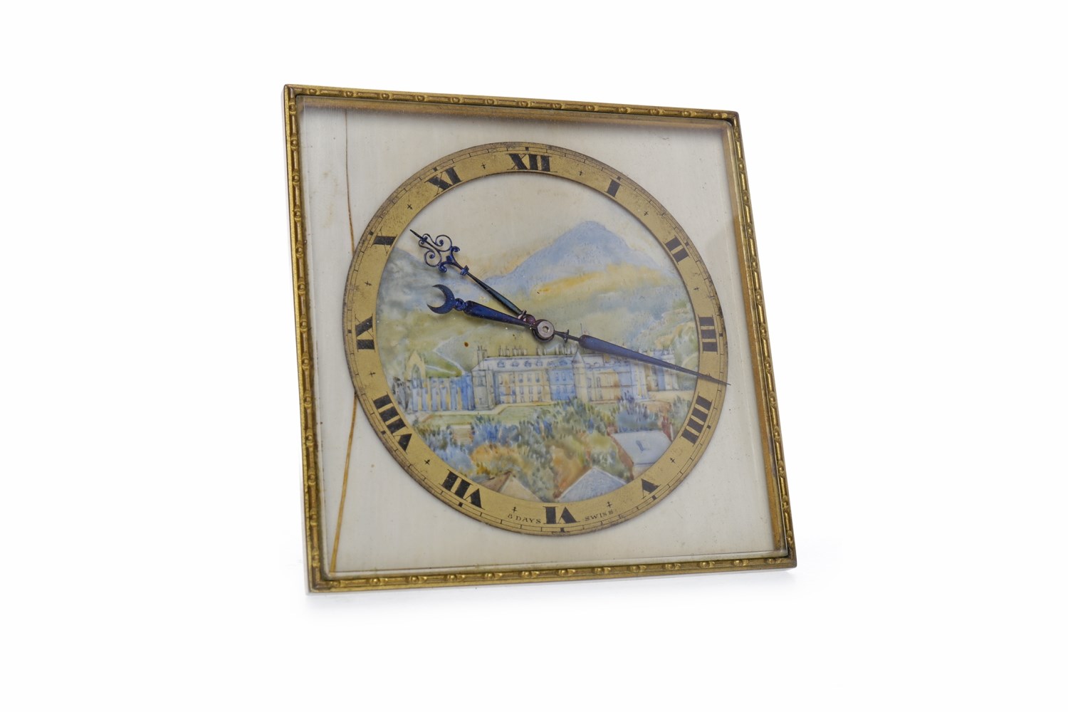 Lot 1043 - SWISS MADE 8 DAY DESK CLOCK the gilt
