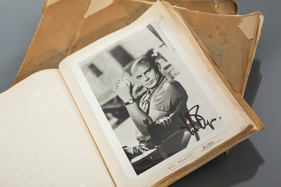 Lot 1001 - IMPRESSIVE PERSONAL AUTOGRAPH COLLECTION IN