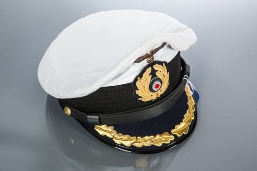 Lot 837 - WORLD WAR II REPRODUCTION U-BOAT COMMANDER'S