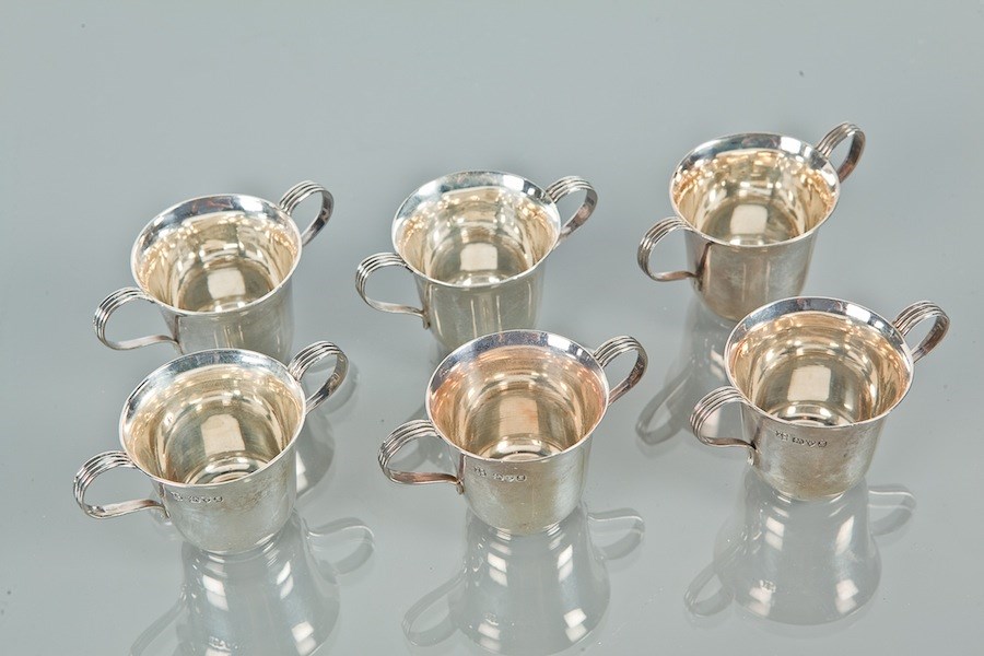 Lot 45 - 20TH CENTURY SET OF SIX SILVER LIQUOR CUPS