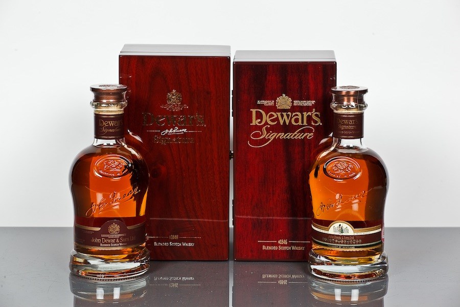 Lot 990 - DEWAR'S SIGNATURE(2) Blended Scotch Whisky,
